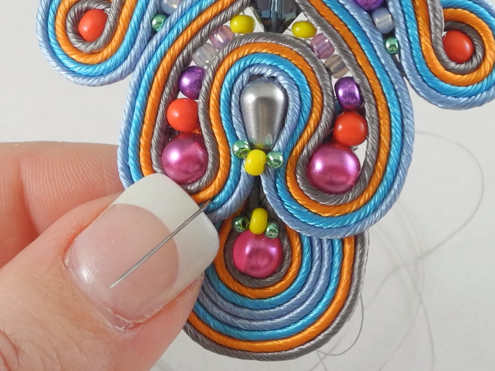 Texas Pepper Jams: Soutache & Bead Embroidery - Book Review!
