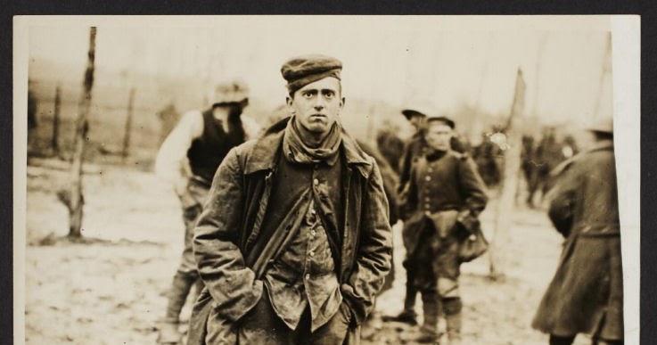 Roads to the Great War: 10 Striking British Official First World War ...