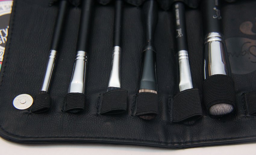 Makeup your Jangsara: Review: Sigma Dry'n'Shape