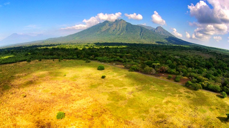 BALURAN NATIONAL PARK - AMAZING ASIA HOLIDAY