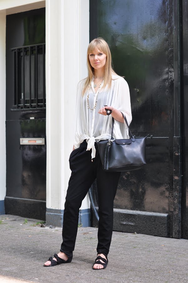 Dam Style: Black & White