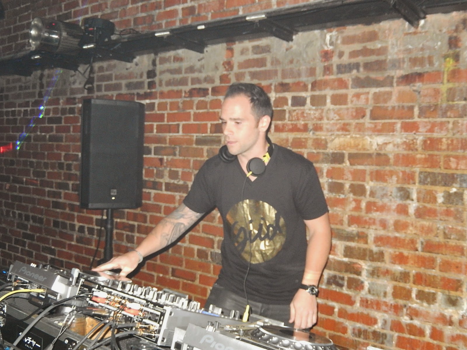 Save Pleasure Island Blog: Concert Report: DJ Bad Boy Bill (Epic Nightclub)