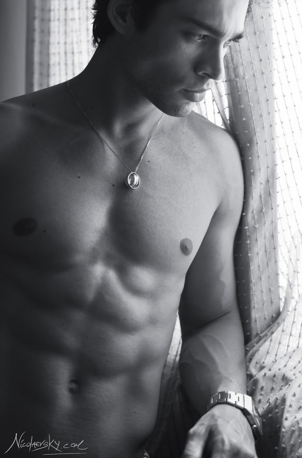 Nicolaevsky | cg, photo, video |: Danniel Navarro