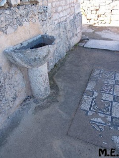 Arqueología en mi jardín: Las letrinas romanas de Dougga (Túnez)