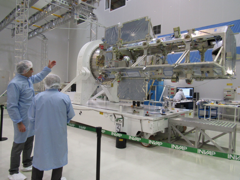 desarrollo defensa y tecnologia belica: EL CAMINO AL ESPACIO