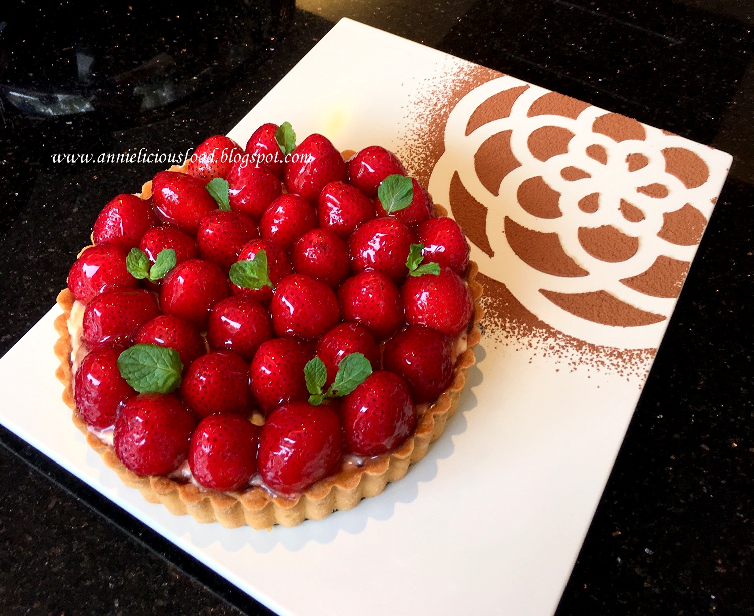 Annielicious Food: Strawberry Peppermint Tart