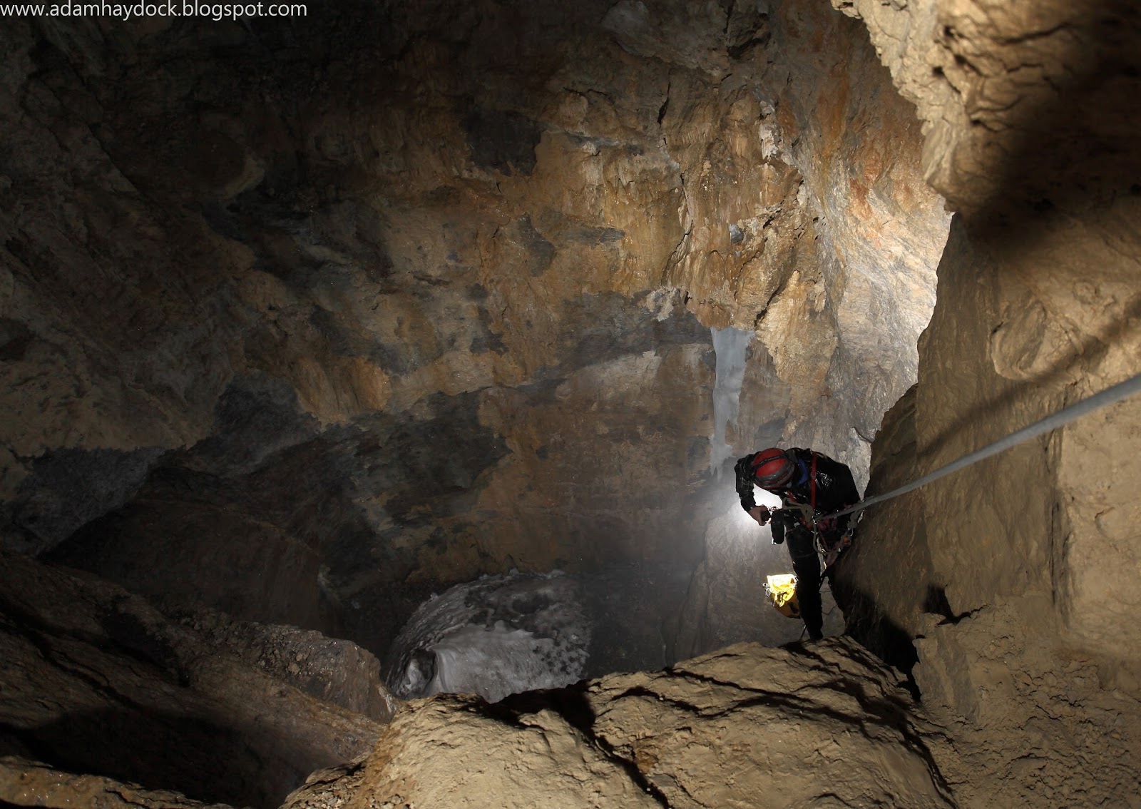 MAIN DRAIN CAVE EXPEDITION 2016, PRE-DIVE GEAR STAGE DROP - ADAM HAYDOCK