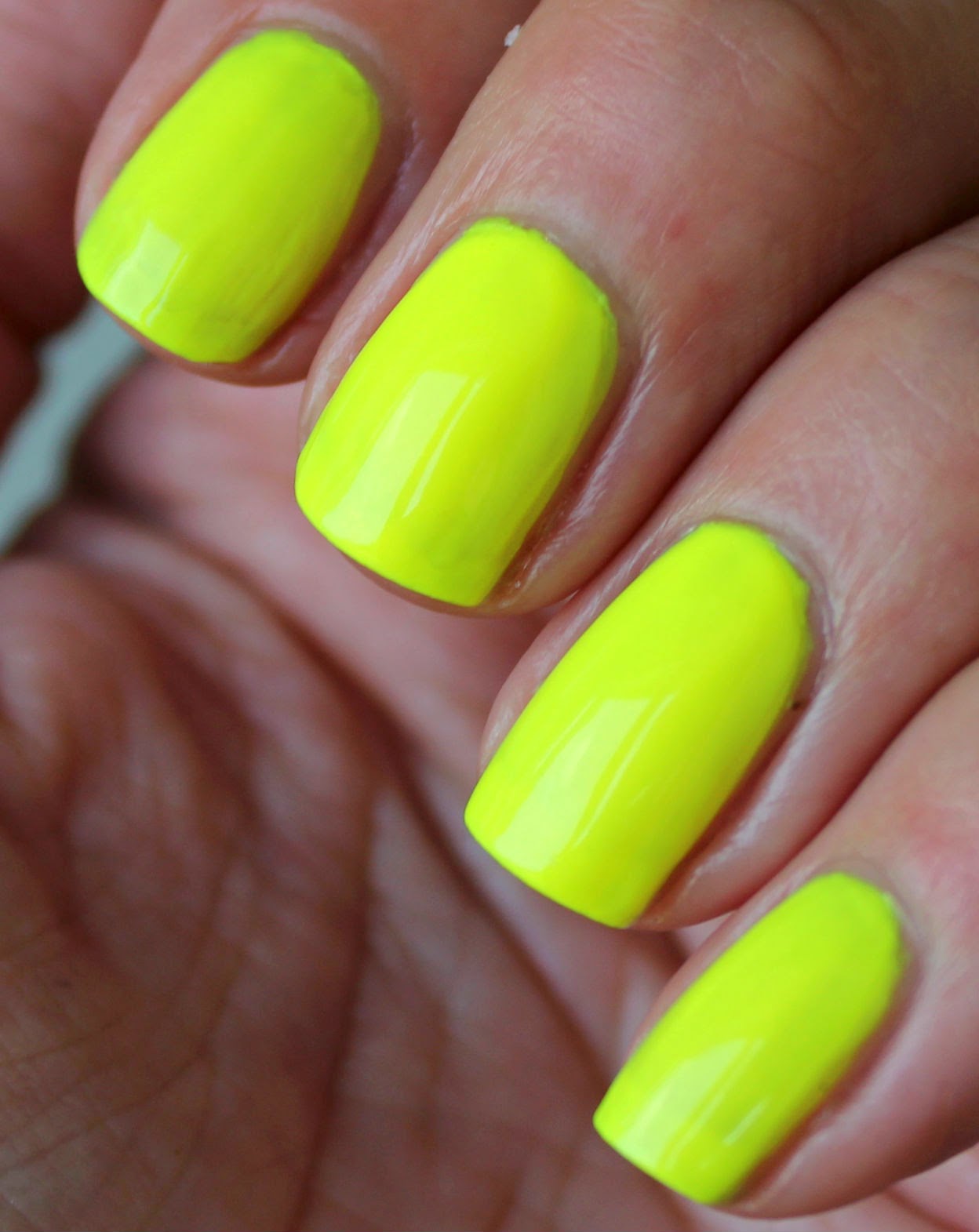 NAILTASTIC: Pipe Dream Polish Light Of Day