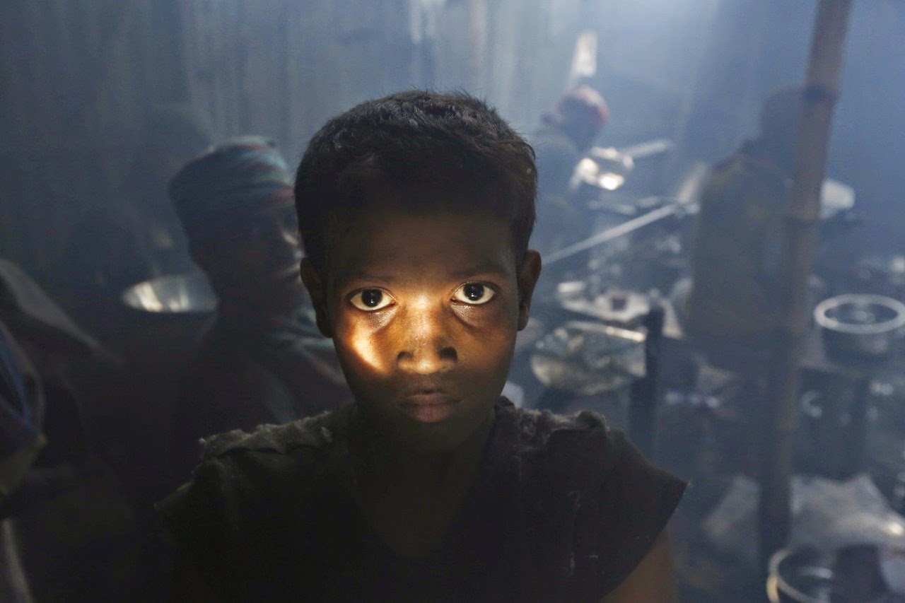 OLTRE IL MURO: ARTE e FOTOGRAFIA: ABIR ABDULLAH | PHOTOGRAPHER