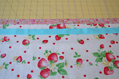 lovely little handmades: a magic pillowcase tutorial!