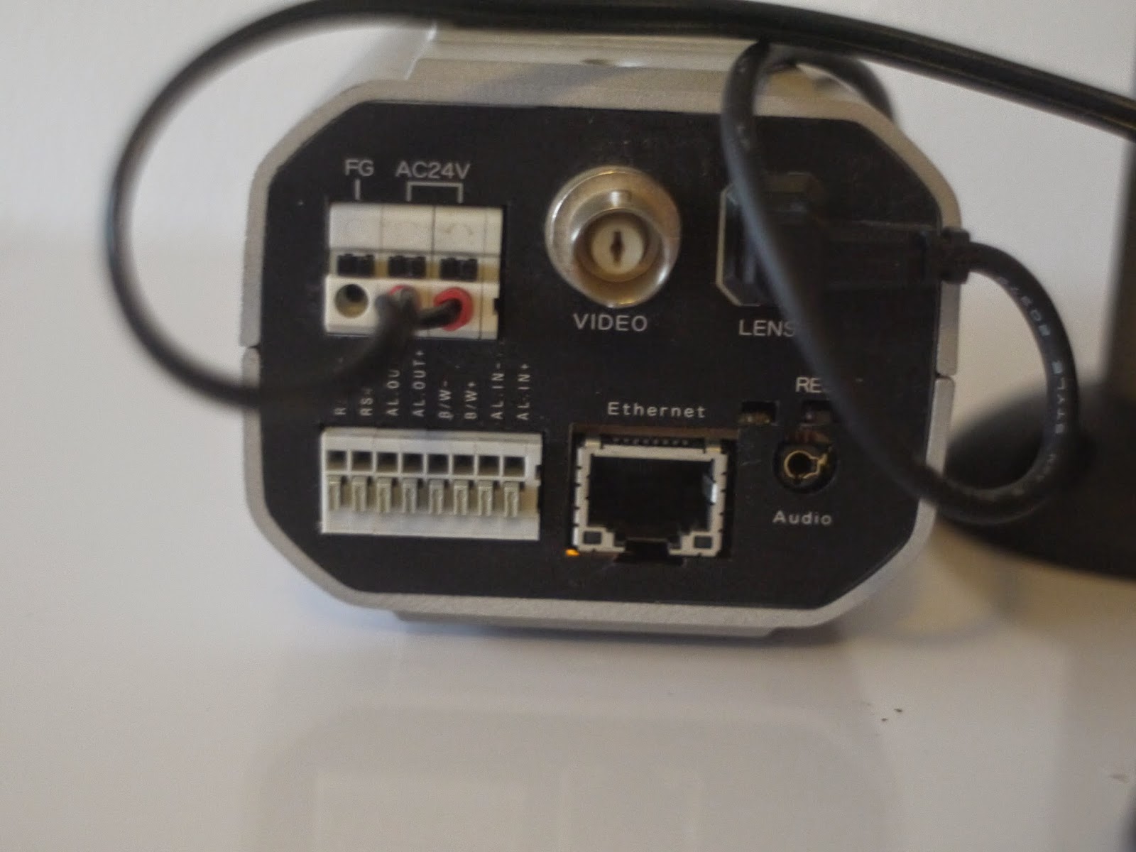 Spy cams, pinhole lenses and other stuff: Siemens super high resolution ...