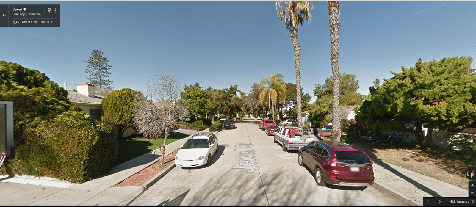 Where the Sidewalk Starts: The Importance of Road Width, in Three Pictures