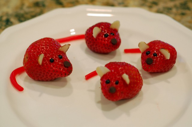strawberry art decoration ~ ideas art and craft projects