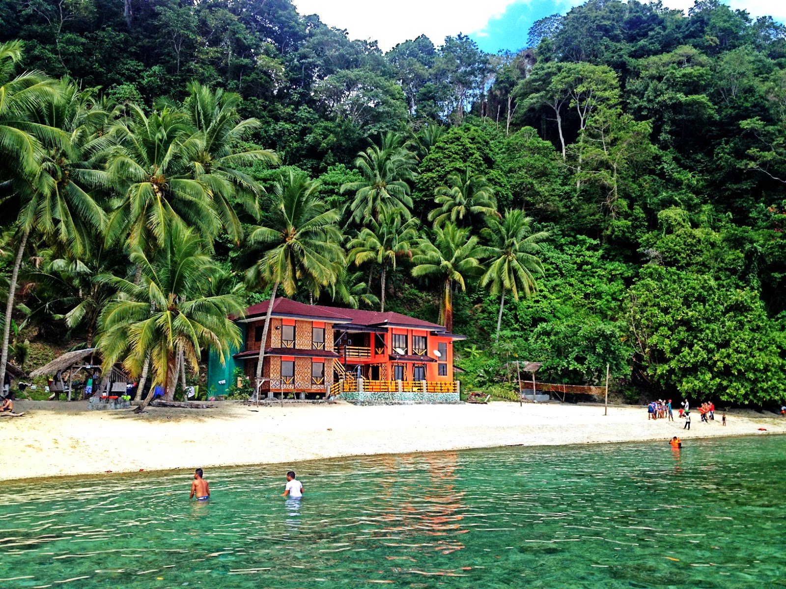 Journey of a Pinoy Traveler: Tuka Marine Park