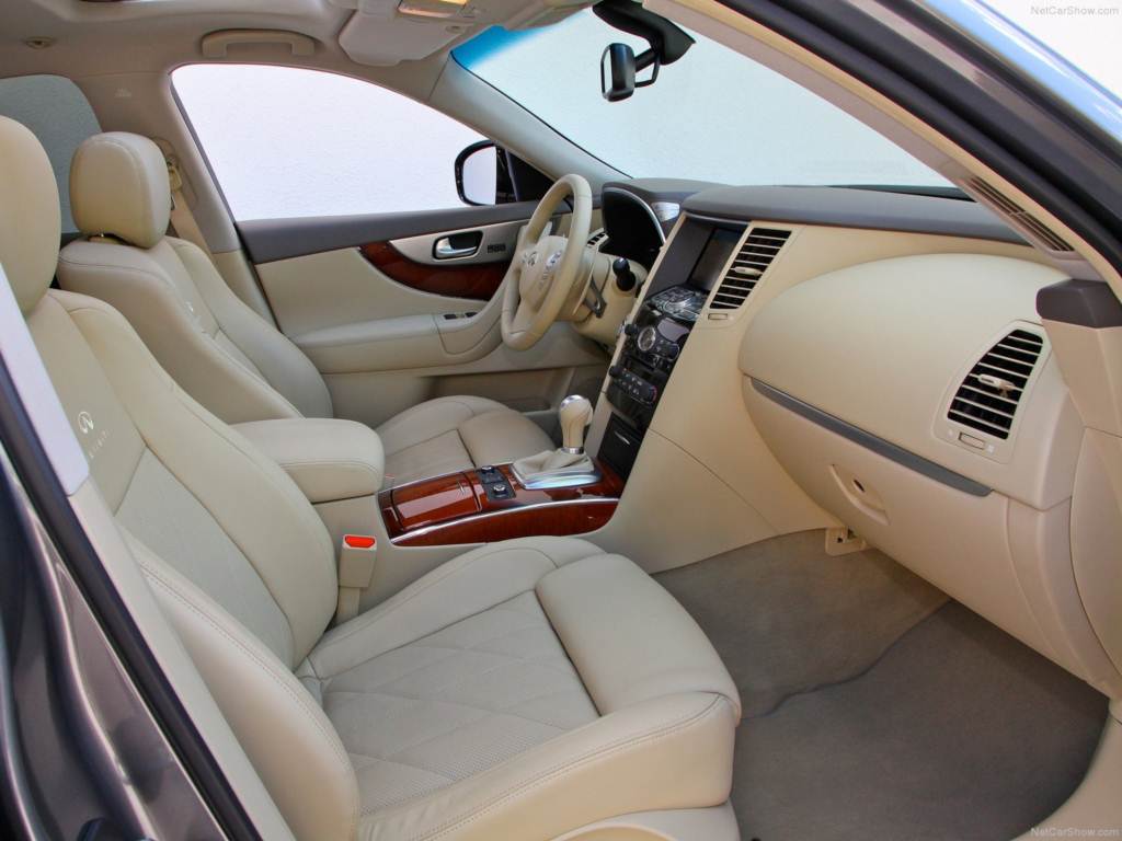 Infiniti FX e JX chegam oficialmente ao Brasil em setembro de 2014