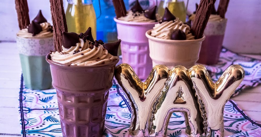 Desirvientadas: Turrón Ice Cream Cupcakes