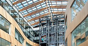 The Sidewalk Ballet: Architect Franc D'Ambrosio's Atrium Building in ...