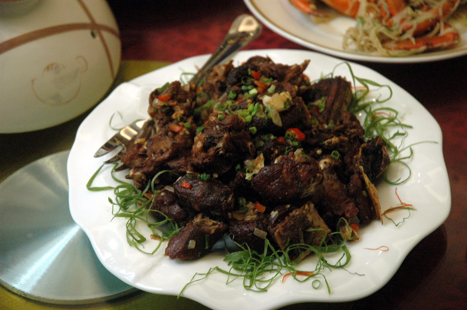 DUDE FOR FOOD: A Chinese Lauriat at Diamond Hotel's Corniche