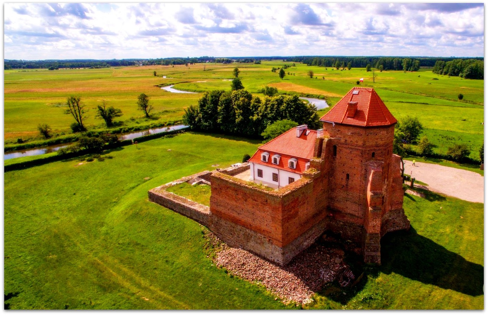 Turystycznie oraz Motoryzacyjne ;) : Weekendowy wypad na Mazowszu- Liw