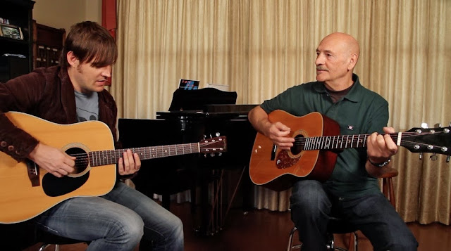 NOTICIAS Y EFEMERIDES MUSICALES Y DEL CINE: THE MOODY BLUES, UN 27 DE ...