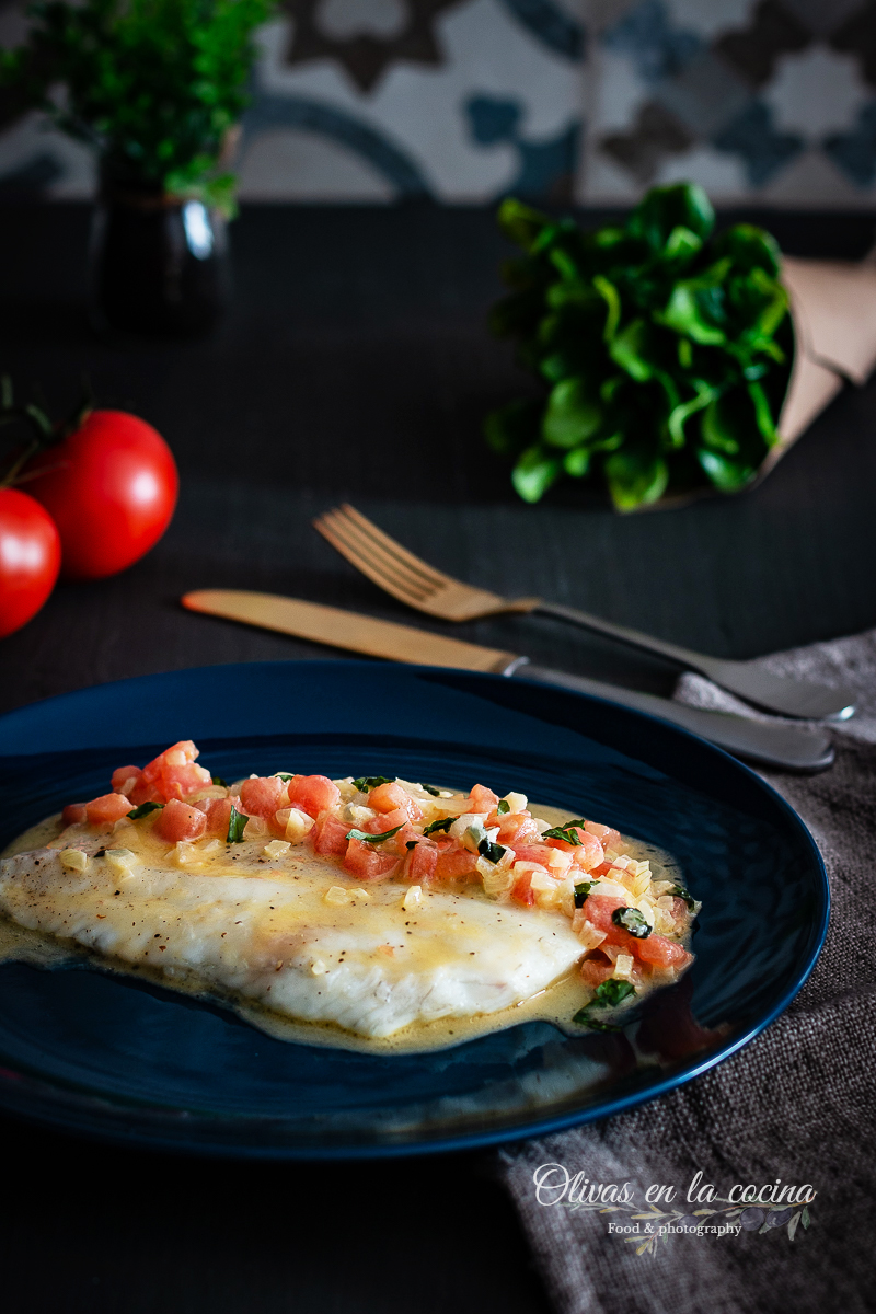 Filetes de rodaballo a la albahaca | Olivas en la cocina