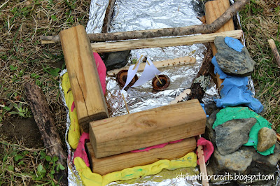 Kitchen Floor Crafts: Invitation to Build: Create a Dam