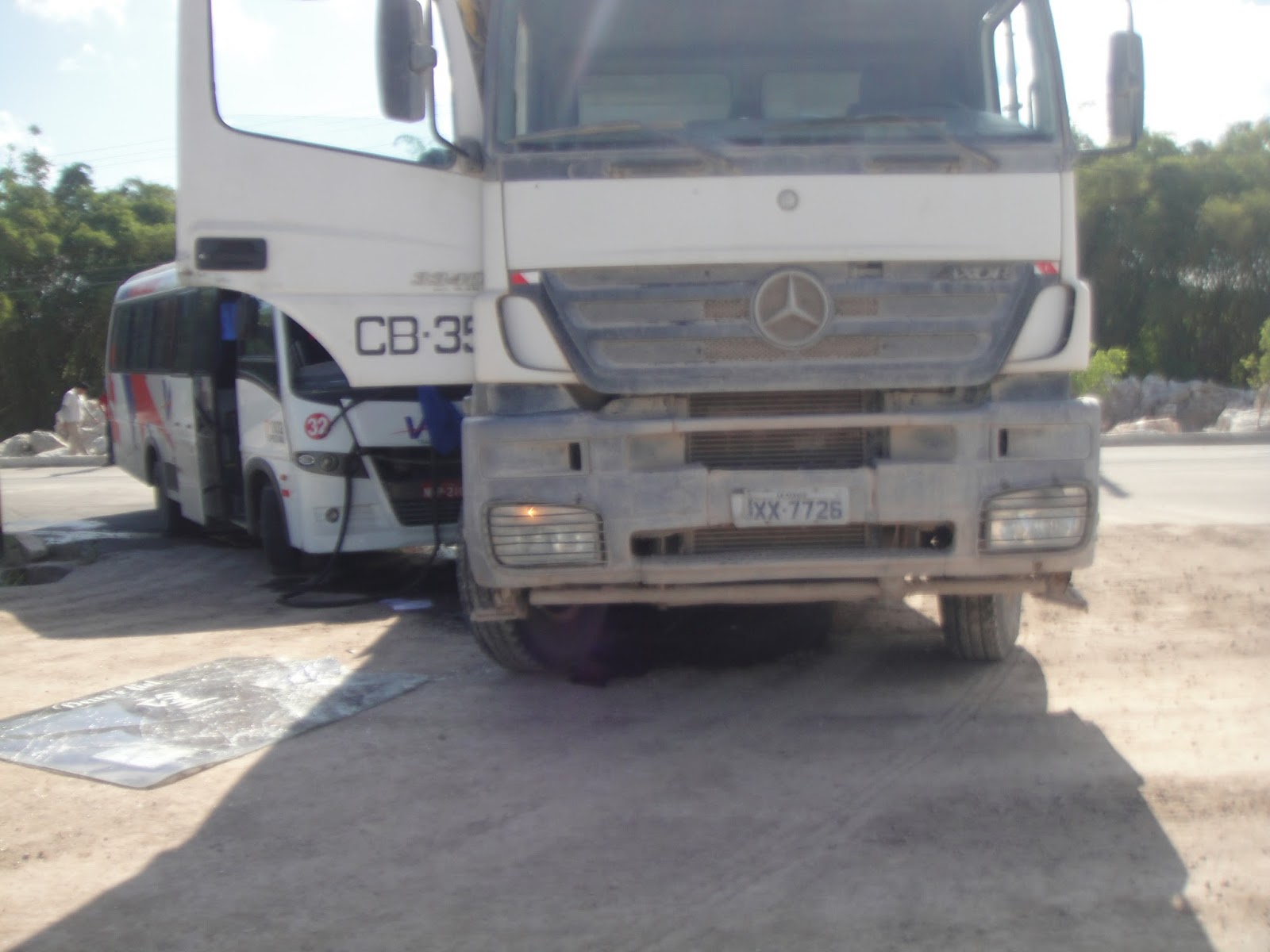 CONSULTORIA PERICIAL TRANSITO: ISSO ACONTECEU DENTRO DE UM LOTE ...