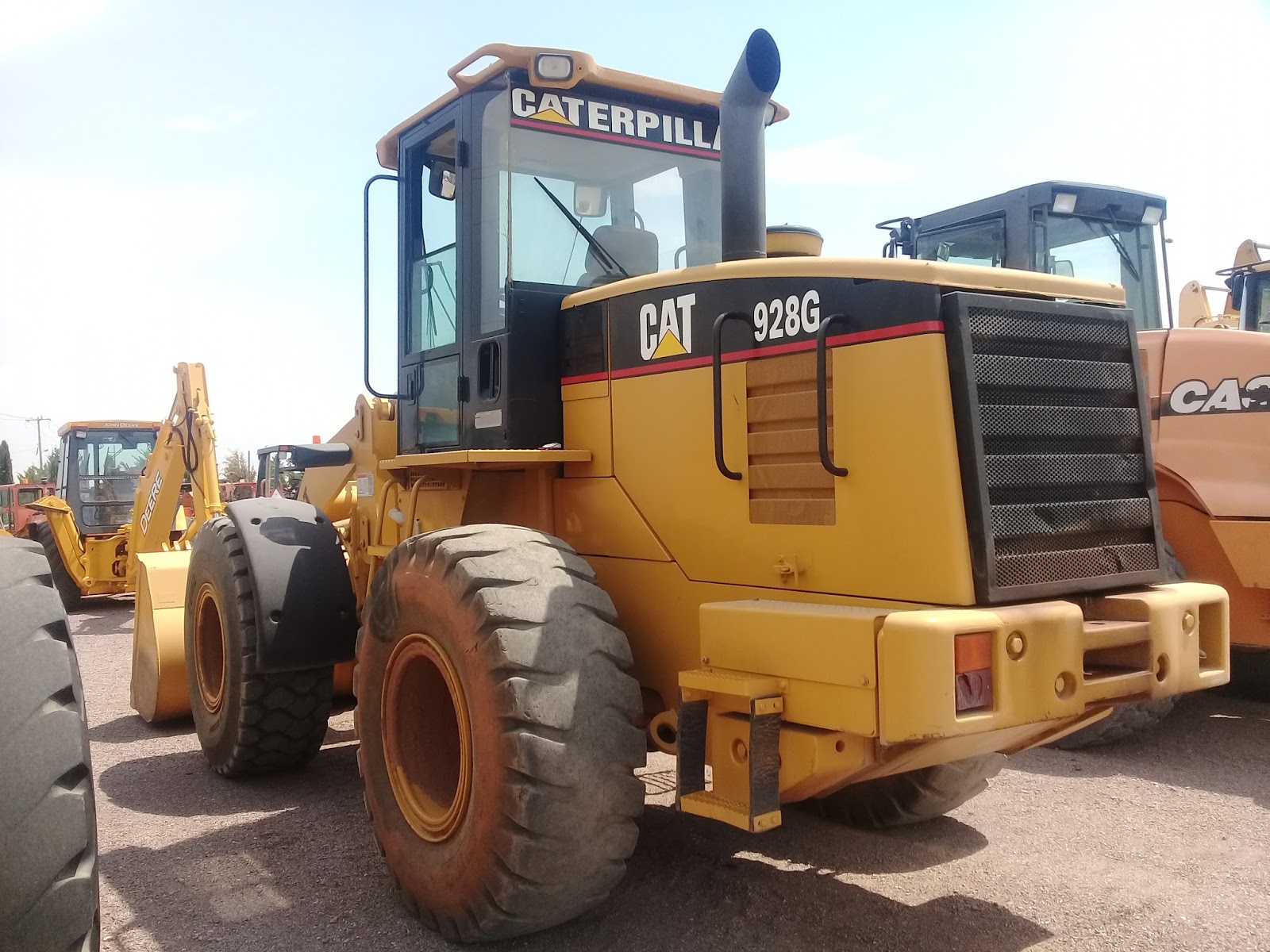 MAQUINARIA AGRICOLA INDUSTRIAL: Trascavo CAT 928G $64,000 Dlls.