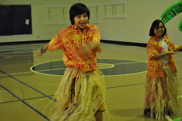 ¶ snow & mist: island living. valentine's day. oogruk!