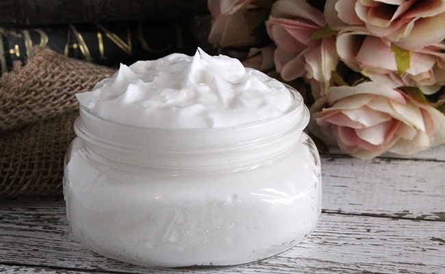 Backyard Patch Herbal Blog: Homemade Body Butter - Bath Blend of the Month