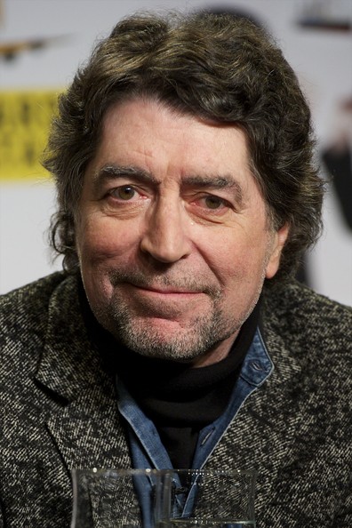 Aquellas Cosas de Serrat: febrero 2012