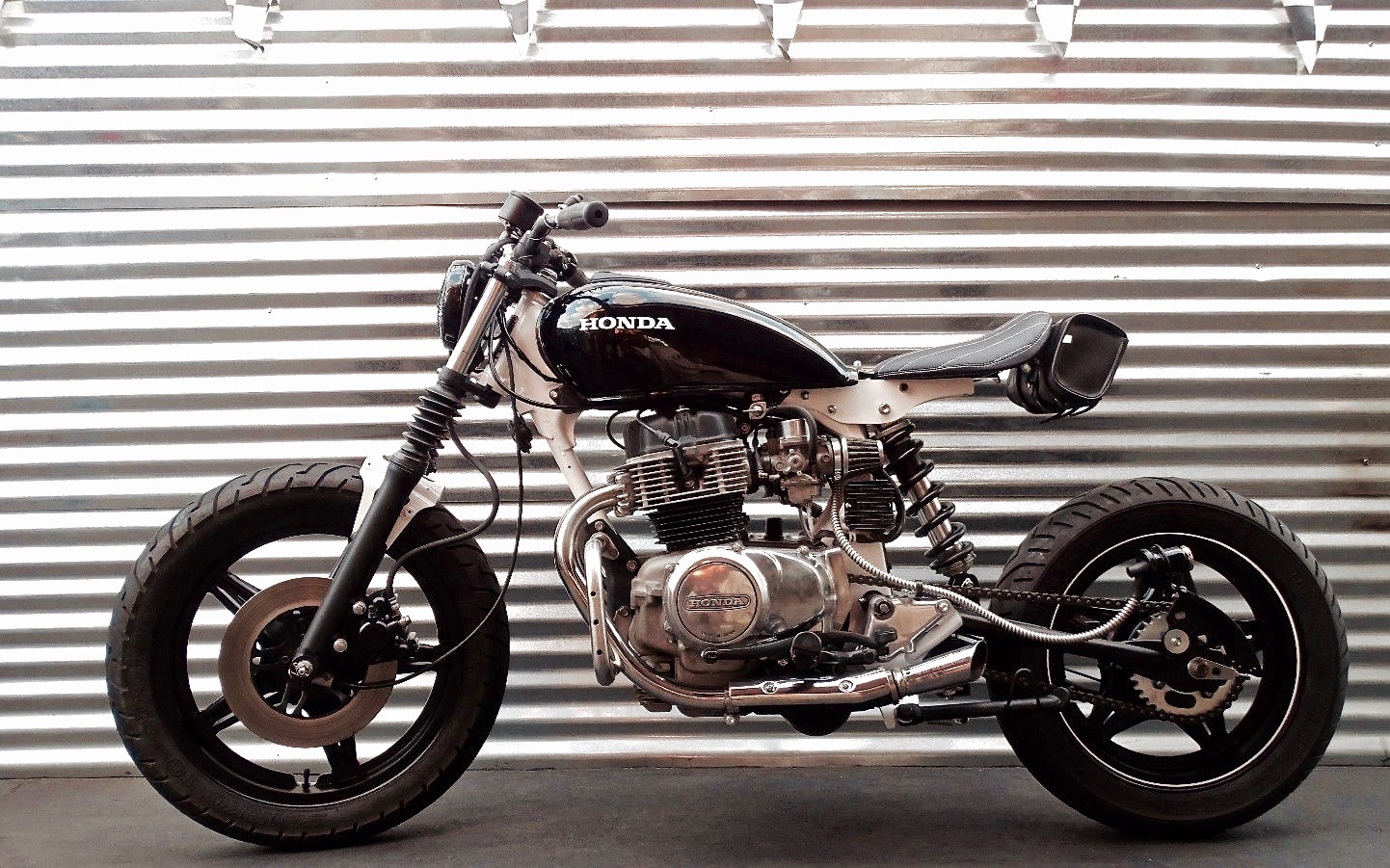 Custom-matic - Inazuma café racer