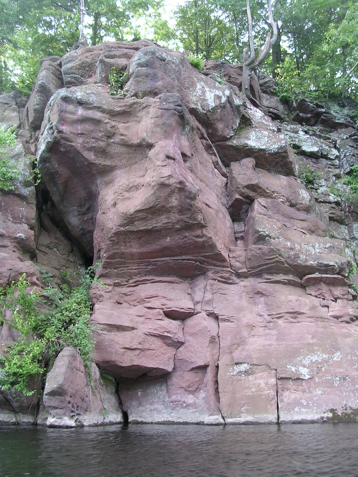 Indian Orchard Mass blog: Indian Leap of Indian Orchard