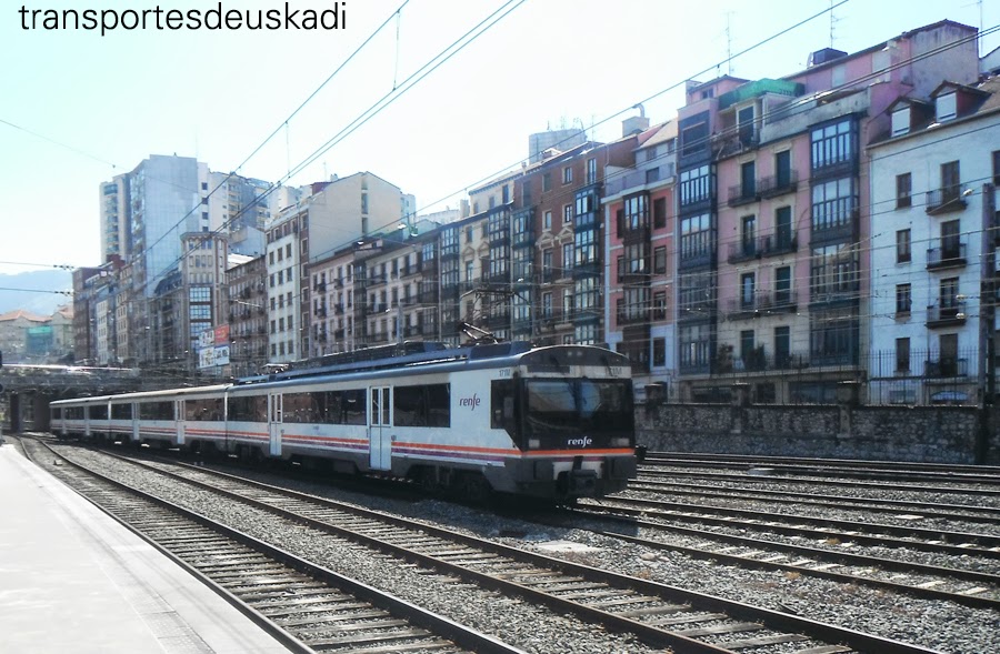 Transportesdeuskadi: De La Renfe a Renfe Operadora.- 75 años de la Red ...