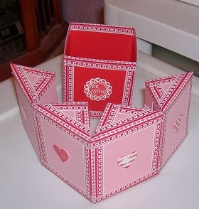 Mary Lee's Stamping: Roll-up Box