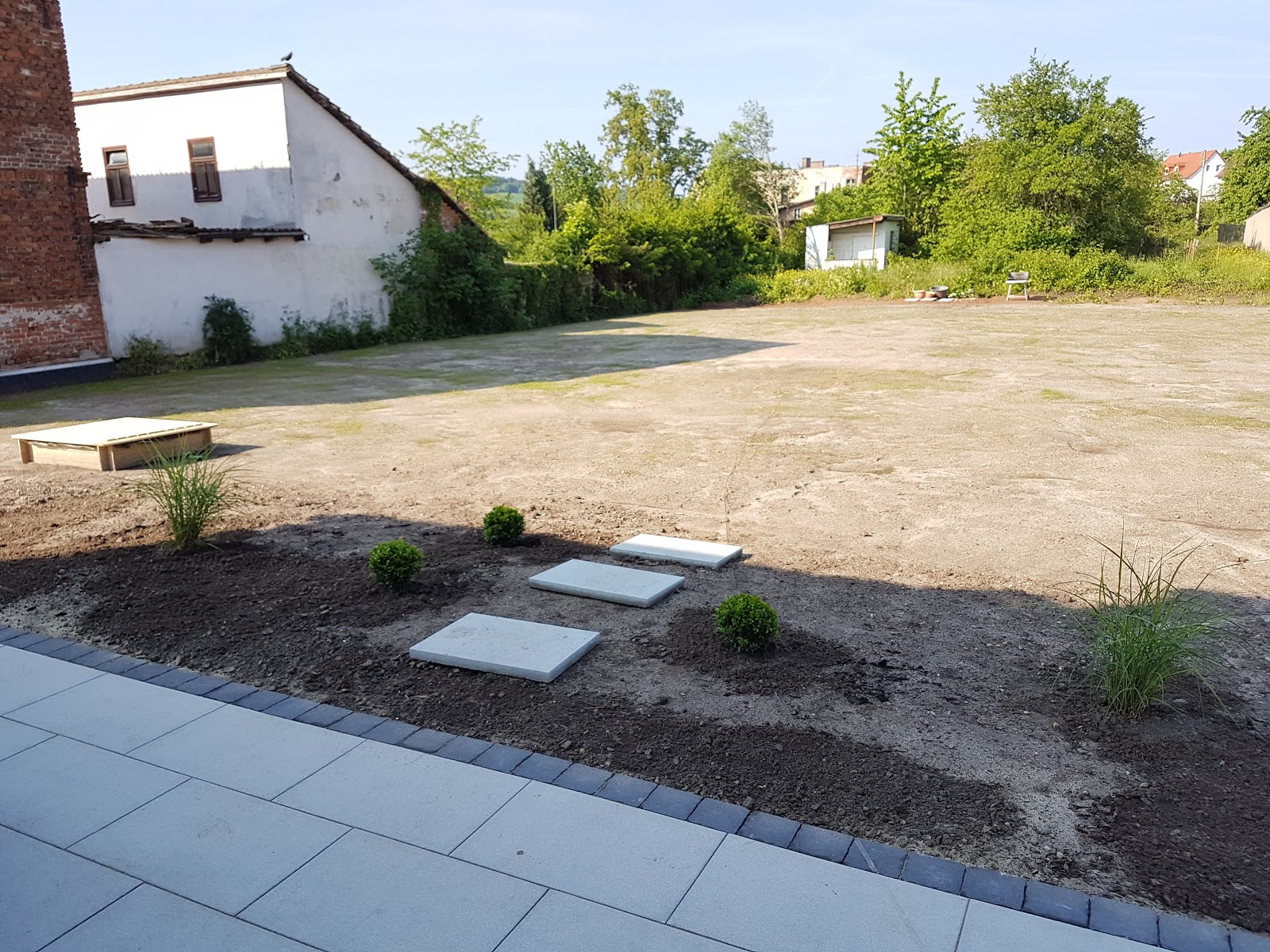 Unsere Erlebnisse beim Hausbau: Der Rasen, der Rasen.