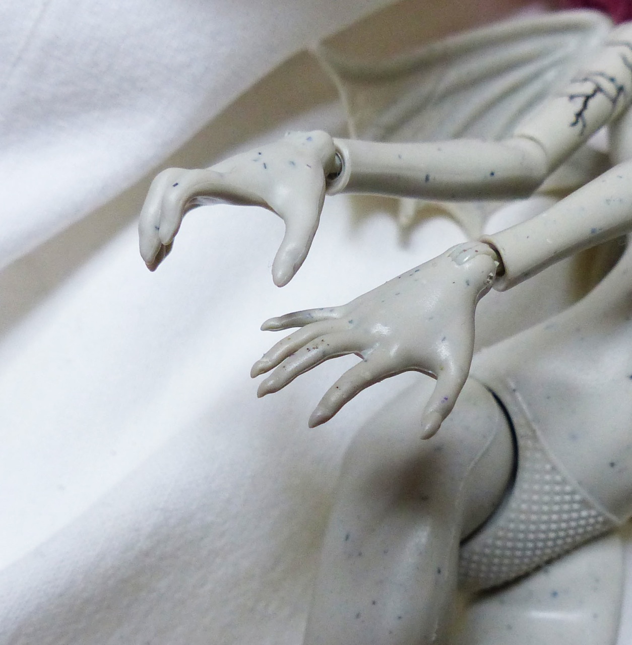 Zombie Shake "Rochelle Goyle" and "Venus McFlytrap"--A Guest Review ...