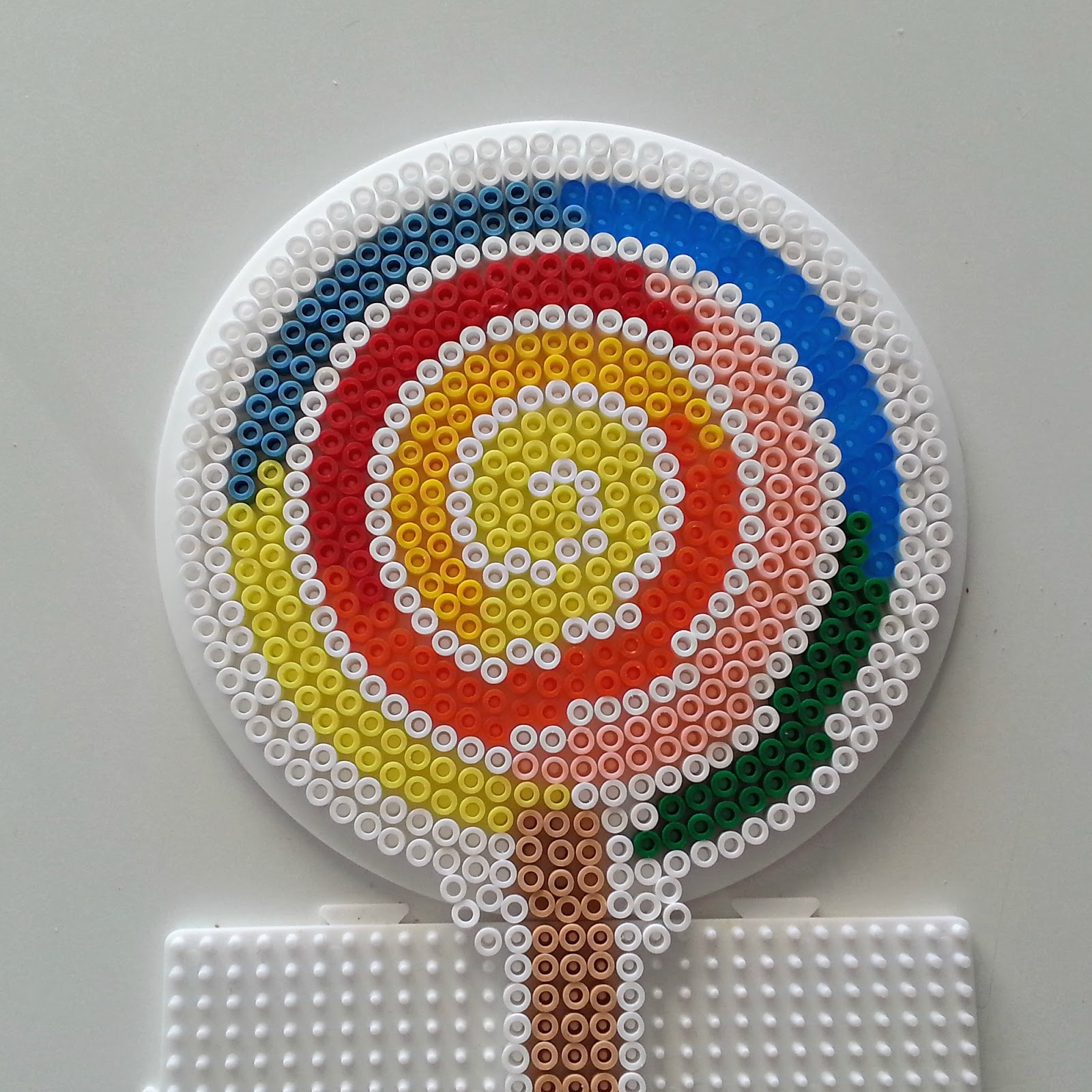 cupcake cutie: FREE PATTERN: Giant hama bead lollipop (perfect for a ...