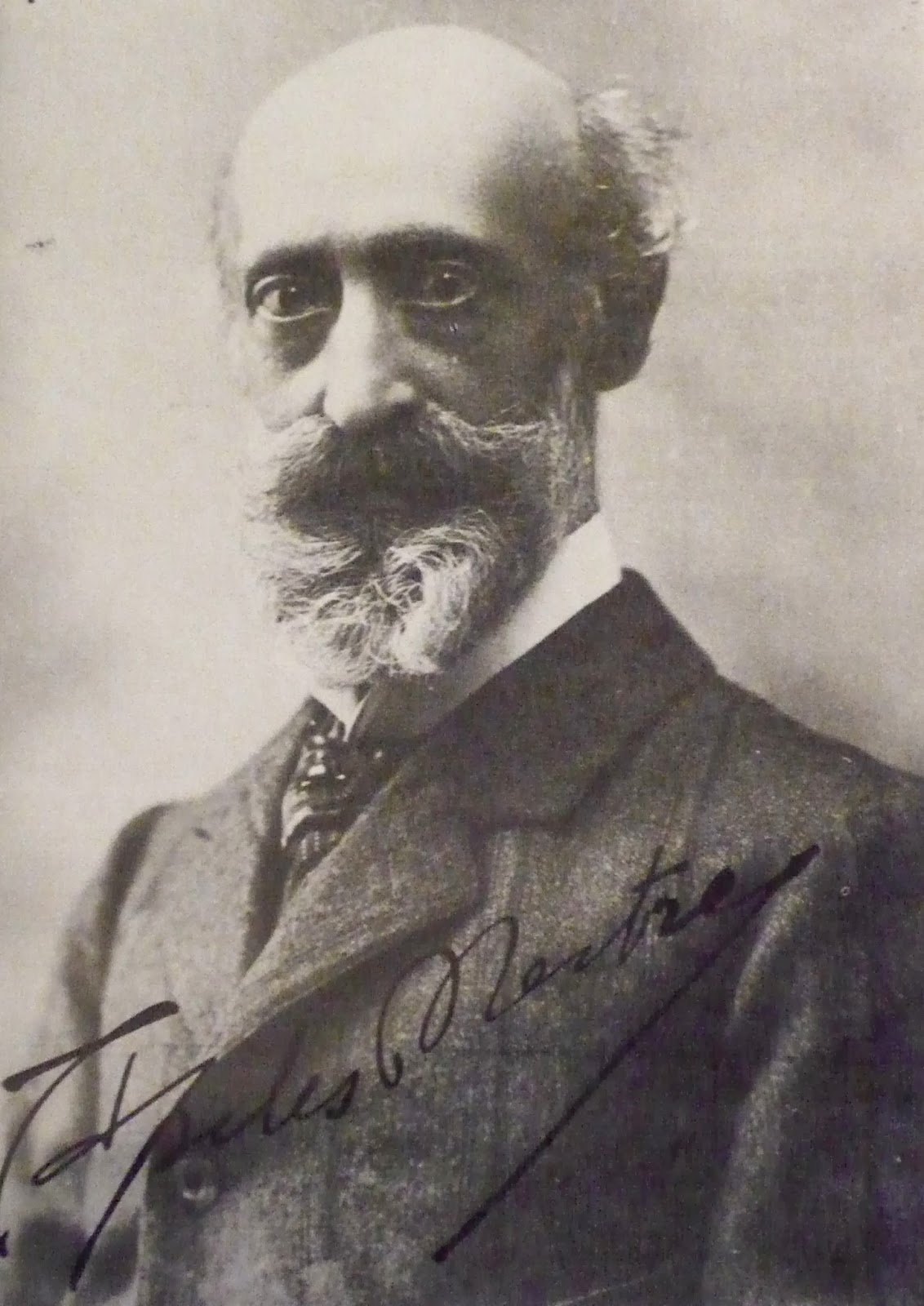 Notes de bibliofília catalana: Apeles Mestres, el català polifacètic ...