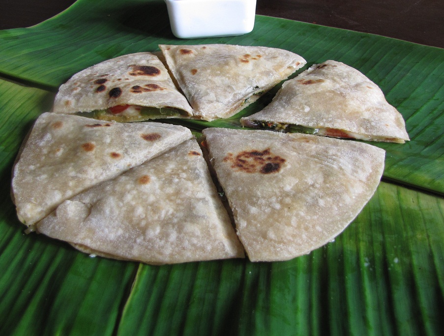 Super Yummy Recipes: A Snacky Tasty Spinach Mushroom Quesadilla