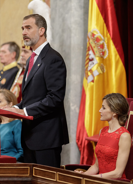 Royal Family Around the World: Spanish Royals Commemorate First ...