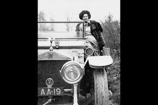 Rolls-Royce Spirit of Ecstasy born from scandal | Traveloscopy Travel News