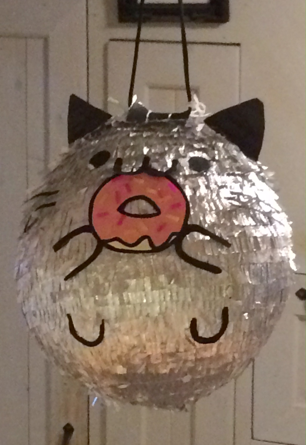 The Pusheen Piñata