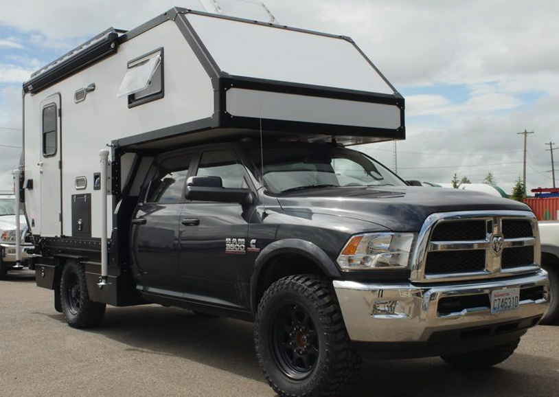 LOAFin AROUND and KANOE TRIPPING : Overland Explorer