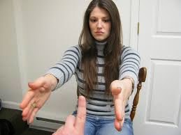 How to Hypnotize Someone Easily - Basic Guidelines on How to Put ...