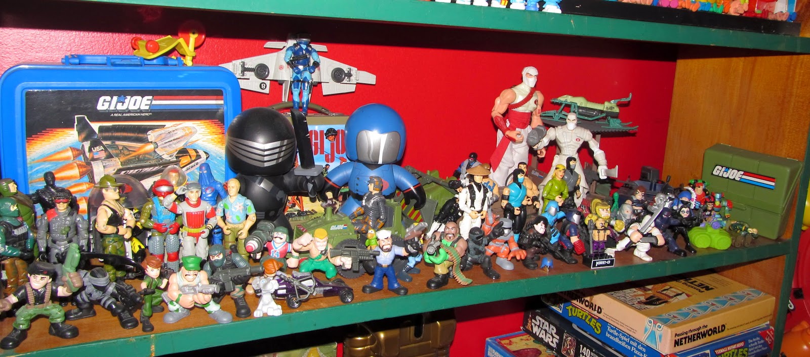 Goodwill Hunting 4 Geeks: A Tour of the "Geek Cave": This one's a doozy ...