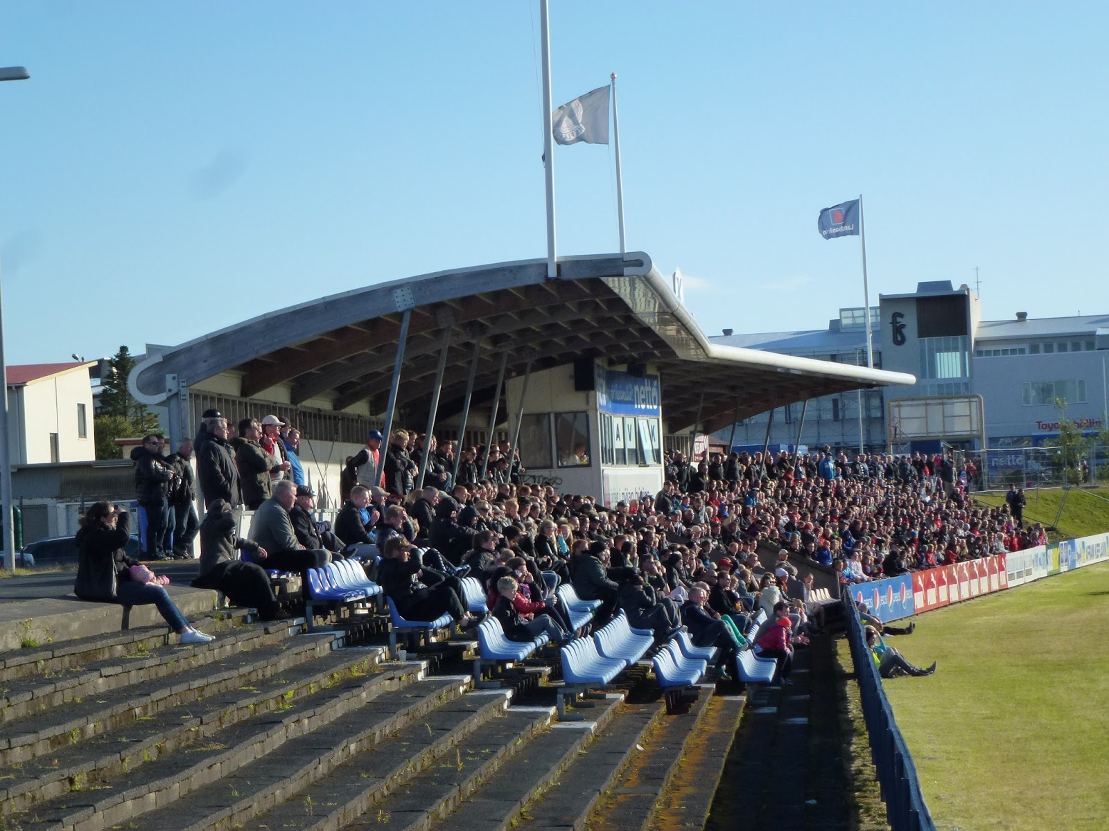 Extreme Football Tourism: ICELAND: Keflavík ÍF