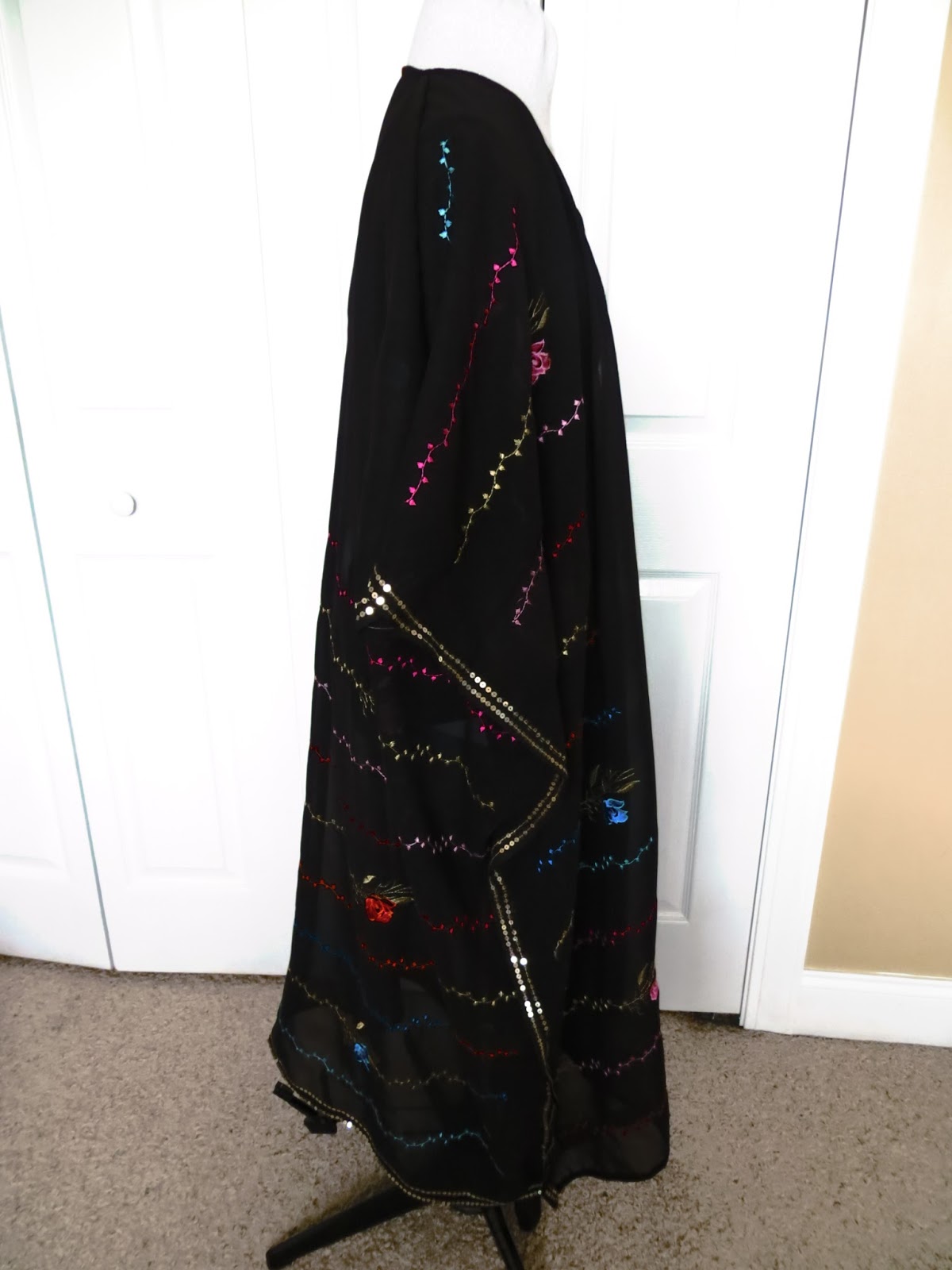 The Confident Journal: Refashioning: An Indian Sari into a Western ...