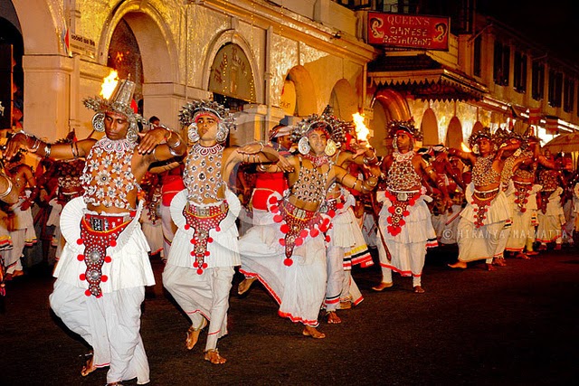 Beauty Of Sri Lanka: Dalada Perahara