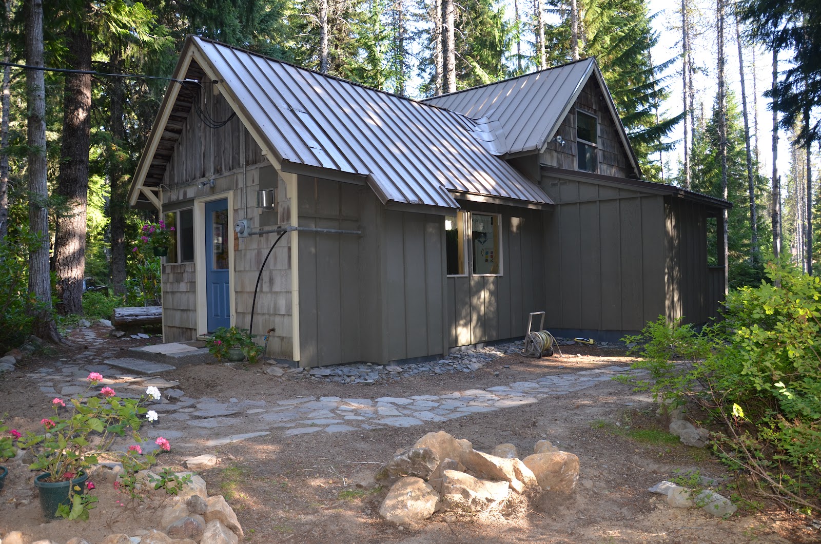 Summit Meadow Cabins: SUMMER AVAILABILITY